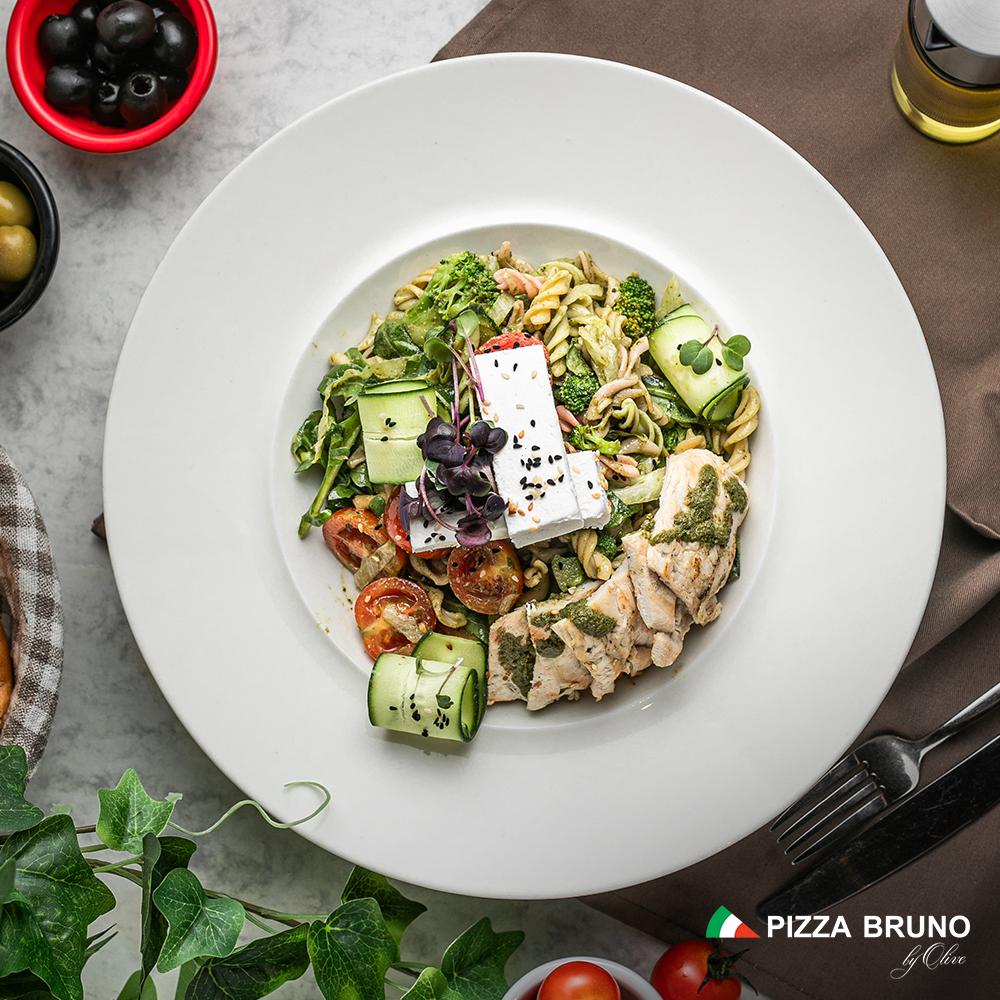Toyuqlu pasta salatı – Pizza Bruno